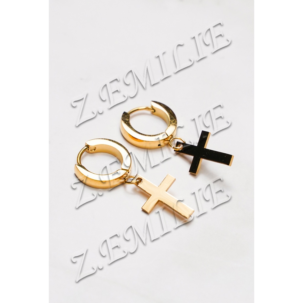 Boucle d'oreille acier créole motif croix