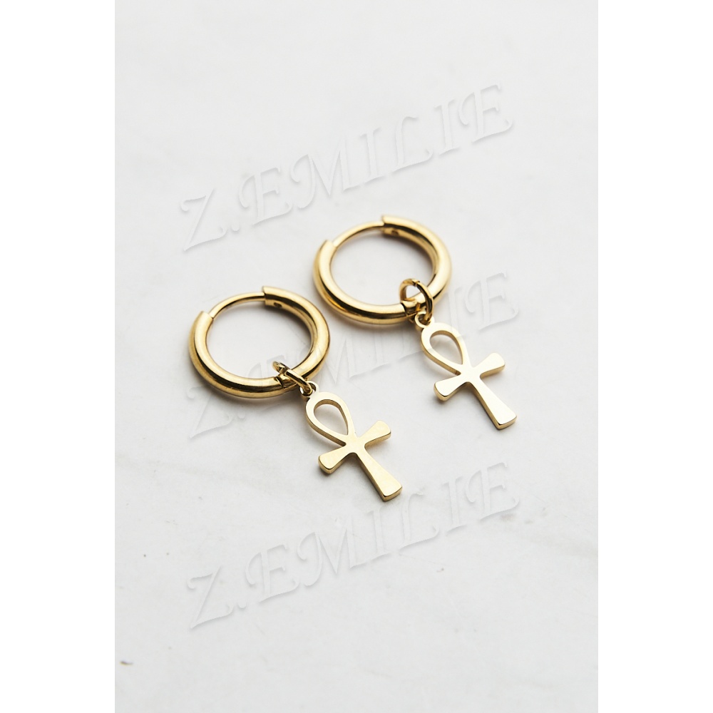 Boucle d'oreille acier créole motif croix égypte