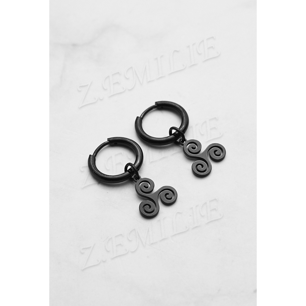 Boucle d'oreille acier créole motif triskell
